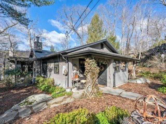 house with 3 bedroom, Bloomingdale NJ DS102724408