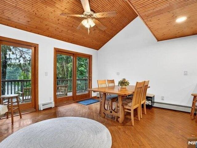 house with 3 bedroom, Bloomingdale NJ DS104235585