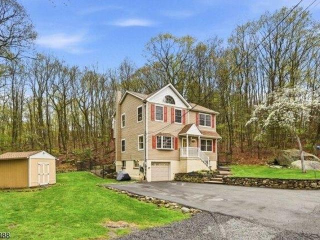 house with 3 bedroom, Bloomingdale NJ ES104850040
