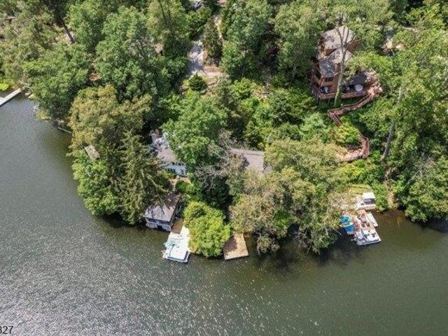 house with 3 bedroom, Bloomingdale NJ ES105158187