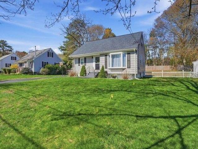 house with 3 bedroom, Blackstone MA DLS102860154