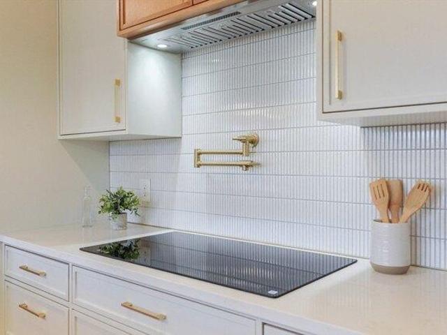 house with 3 bedroom, Blackstone MA DLS102922968