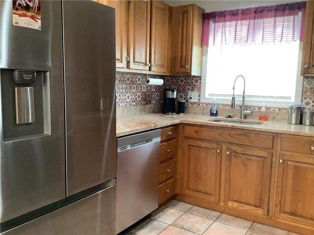 house with 3 bedroom, Blackstone MA ES105060078
