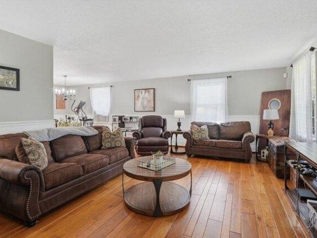 house with 3 bedroom, Blackstone MA ES105095378