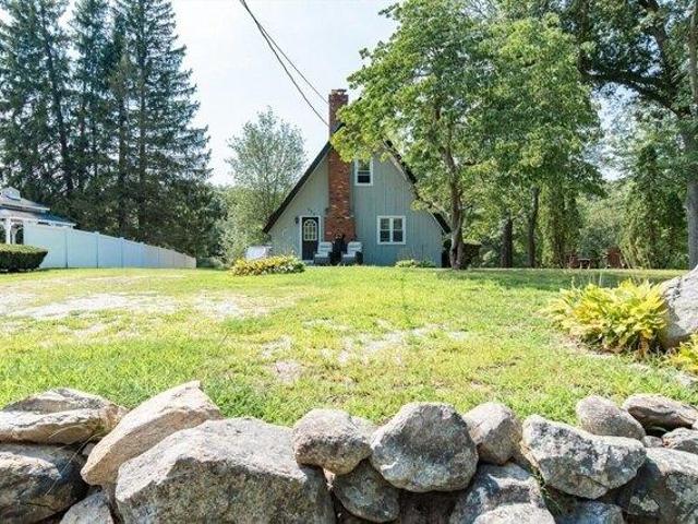 house with 3 bedroom, Blackstone MA ES105228981