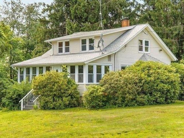 house with 3 bedroom, Blandford MA ES103435825