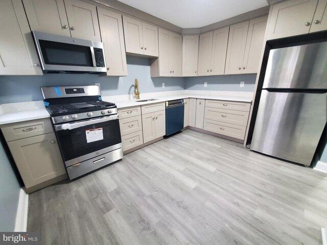 house with 3 bedroom, Browns Mills NJ ES105158957