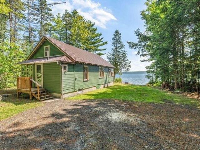 house with 3 bedroom, Brownville ME DLS102216926