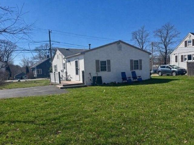 house with 3 bedroom, Brockton MA DLS102476431