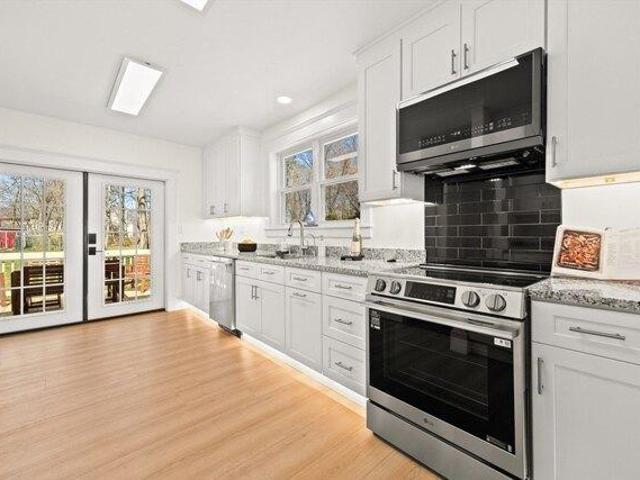 house with 3 bedroom, Brockton MA DS102026584