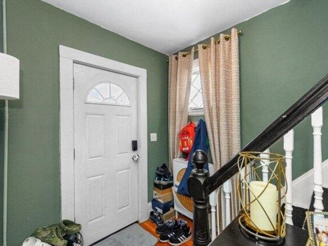 house with 3 bedroom, Brockton MA DS102372096