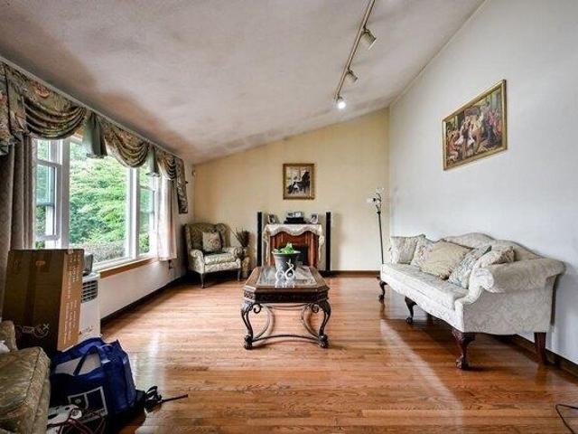 house with 3 bedroom, Brockton MA DS102779597