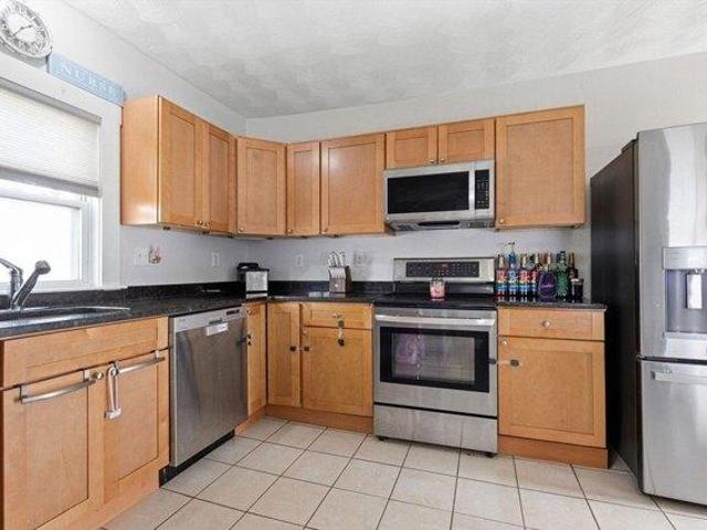 house with 3 bedroom, Brockton MA DS102960897
