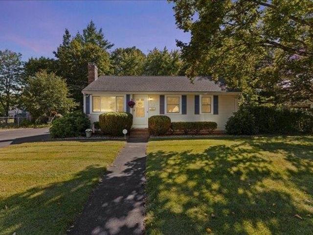 house with 3 bedroom, Brockton MA DS102961887