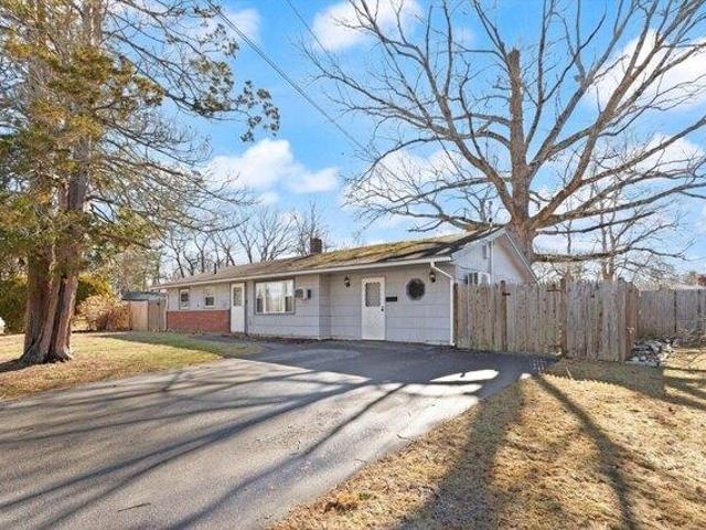 house with 3 bedroom, Brockton MA DS102961892