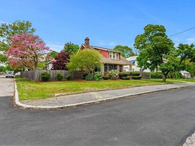 house with 3 bedroom, Brockton MA DS103222706