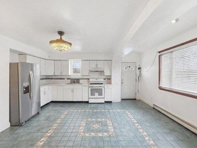 house with 3 bedroom, Brockton MA DS103223118