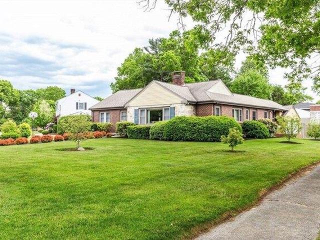 house with 3 bedroom, Brockton MA DS104009810