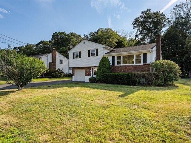 house with 3 bedroom, Brockton MA DS104298935