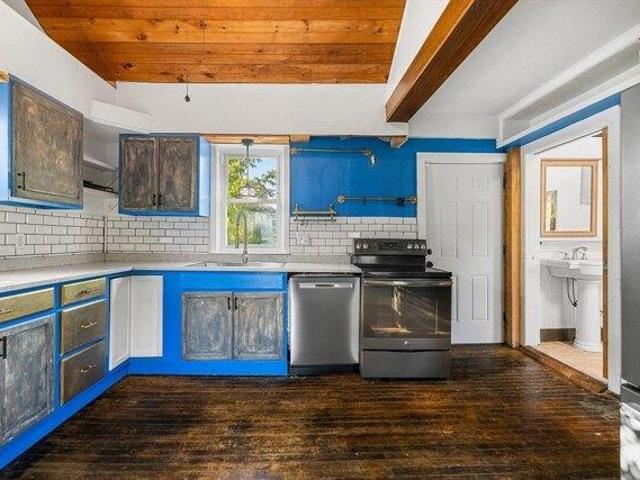 house with 3 bedroom, Brockton MA DS104232962