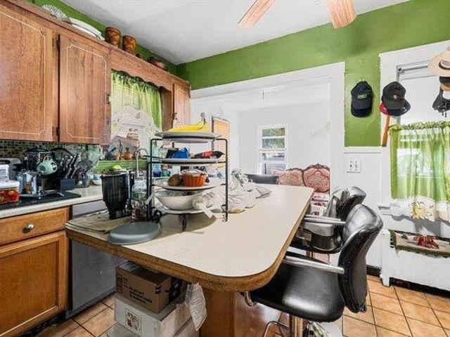house with 3 bedroom, Brockton MA DS104236191