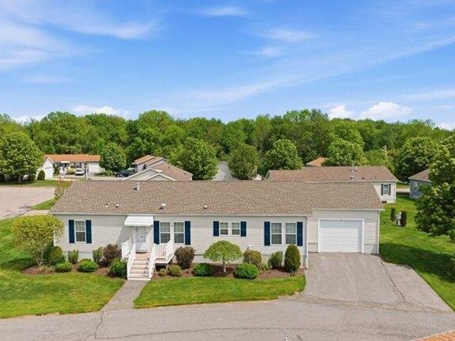 house with 3 bedroom, Brockton MA ES102828469