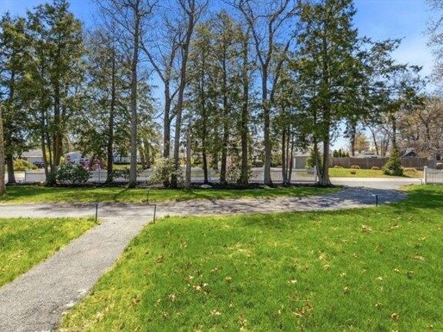 house with 3 bedroom, Brockton MA ES102961058