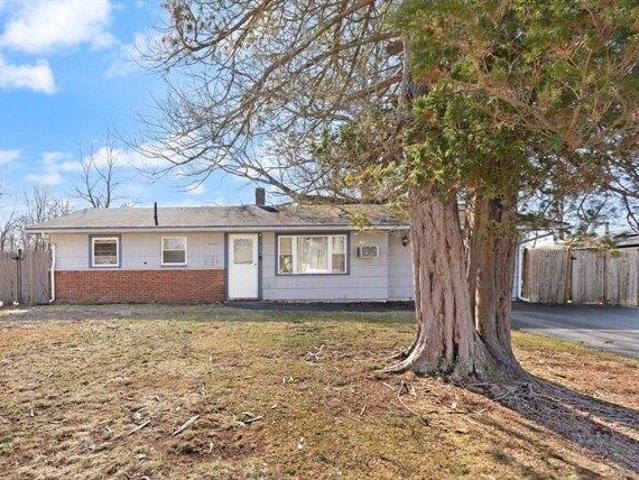 house with 3 bedroom, Brockton MA ES102961892