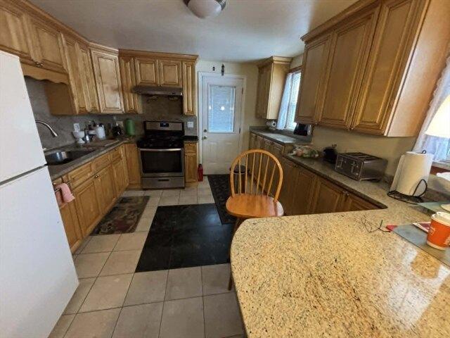 house with 3 bedroom, Brockton MA ES103099865