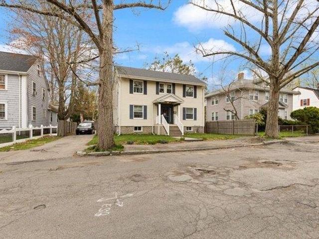 house with 3 bedroom, Brockton MA ES103102221