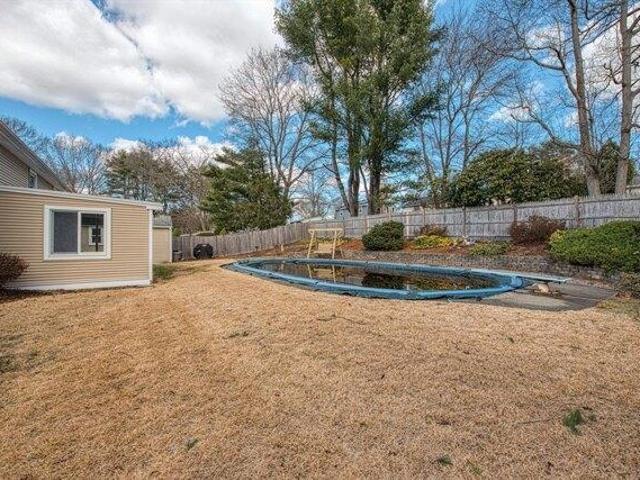 house with 3 bedroom, Brockton MA ES103125804