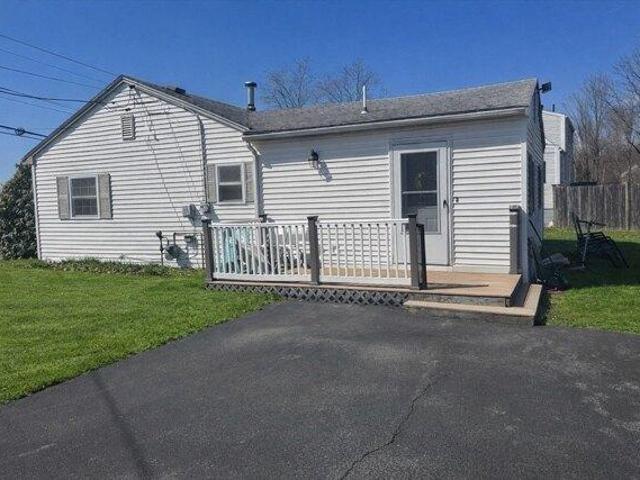 house with 3 bedroom, Brockton MA ES103931513