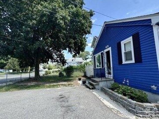 house with 3 bedroom, Brockton MA ES104266110
