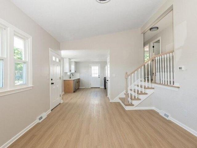 house with 3 bedroom, Brockton MA ES104787831