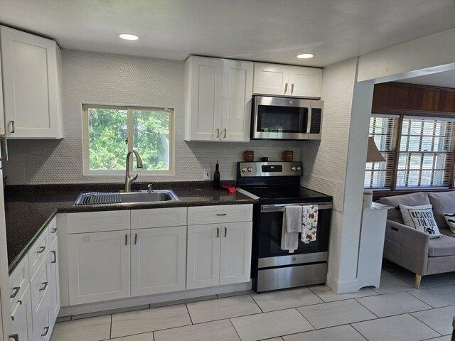 house with 3 bedroom, Brockton MA ES104852720