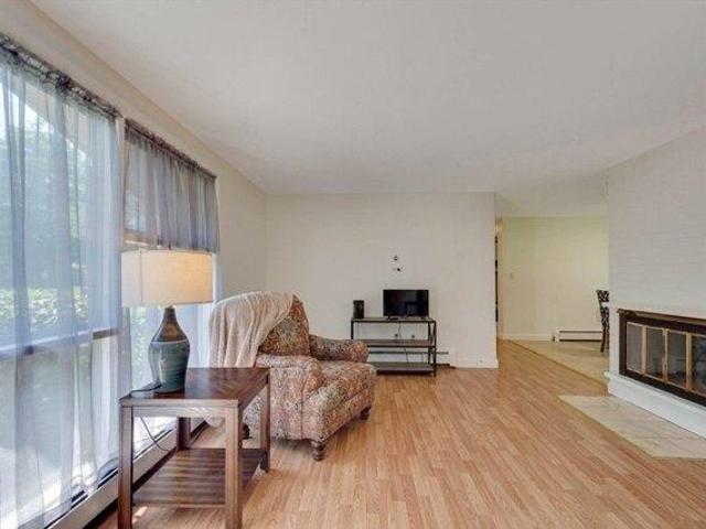 house with 3 bedroom, Brockton MA ES104833671