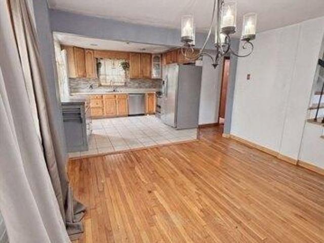 house with 3 bedroom, Brockton MA ES104909640