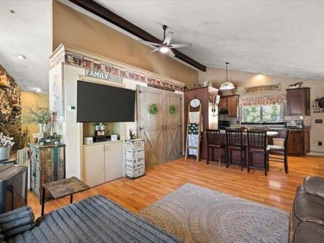 house with 3 bedroom, Brockton MA ES105059471