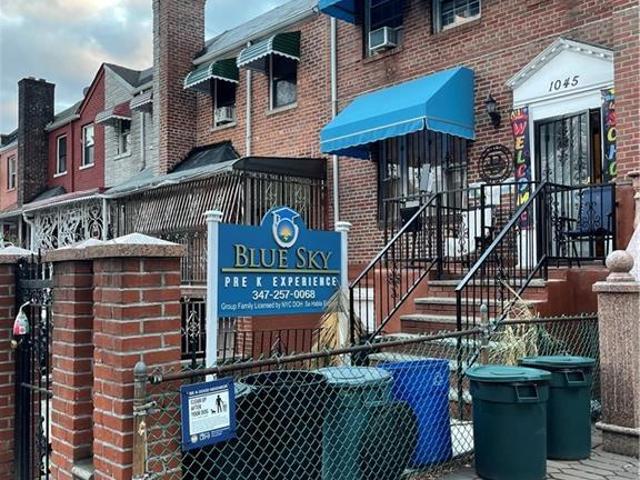 house with 3 bedroom, Bronx NY DS72692270