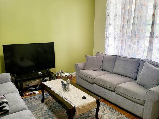 house with 3 bedroom, Bronx NY ES72691946