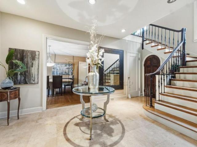 house with 3 bedroom, BRONXVILLE NY DLS98657595