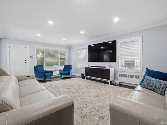 house with 3 bedroom, Bronxville NY ES105203610