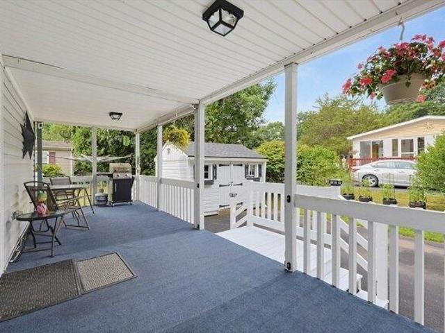 house with 3 bedroom, Brookfield MA ES104332662