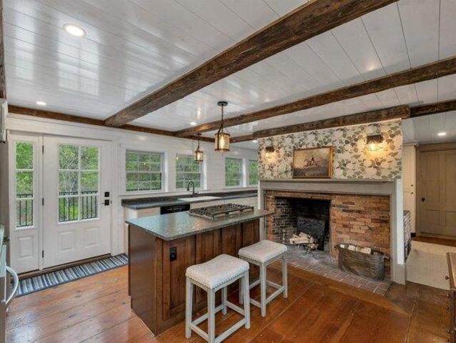 house with 3 bedroom, Brookfield NH ES105172392