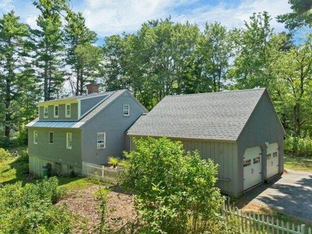house with 3 bedroom, Brookfield NH ES105172526