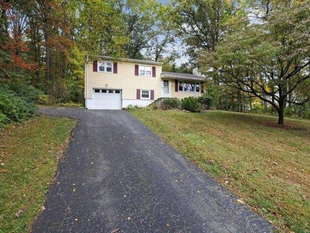 house with 3 bedroom, Brookfield CT DS102762001