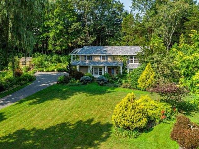house with 3 bedroom, Brookfield CT ES104115460