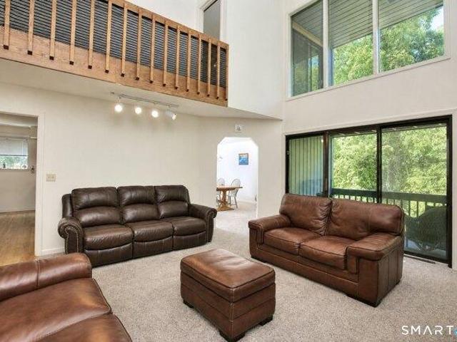 house with 3 bedroom, Brookfield CT ES104115655