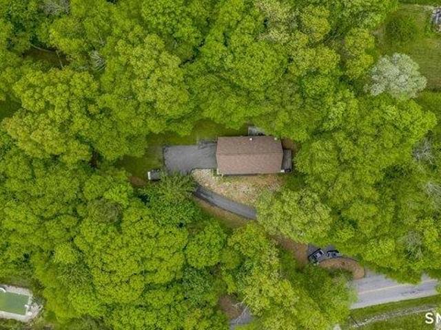 house with 3 bedroom, Brookfield CT ES104479753