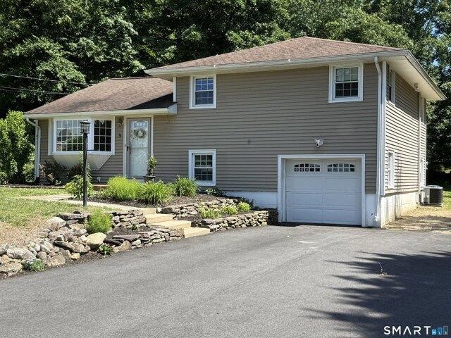 house with 3 bedroom, Brookfield CT ES104848596